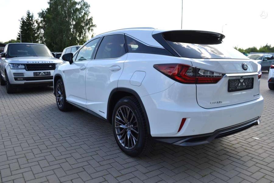 White Lexus RX 450h 2017 in Vilnius, with an engine capacity of 3.46 L and mileage of 154 thousand km for 31000 €, photo 11 on AUTOMOTO.COM.LV