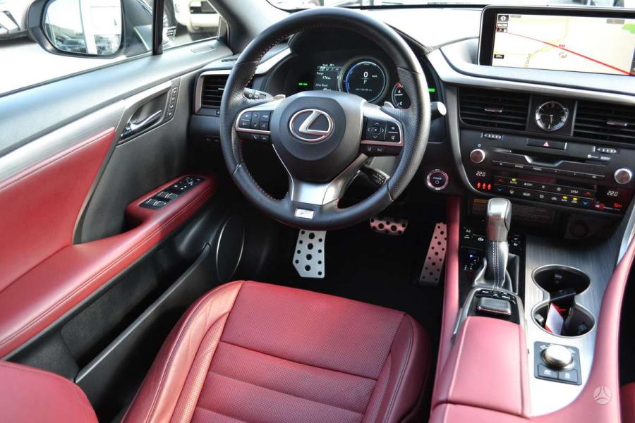 White Lexus RX 450h 2017 in Vilnius, with an engine capacity of 3.46 L and mileage of 154 thousand km for 31000 €, photo 15 on AUTOMOTO.COM.LV