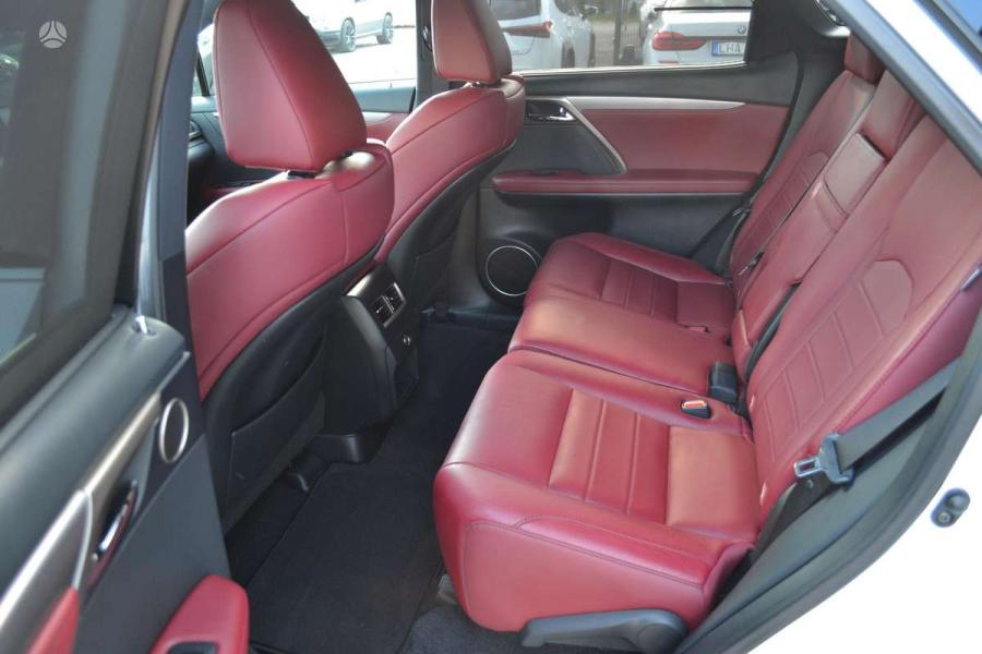 White Lexus RX 450h 2017 in Vilnius, with an engine capacity of 3.46 L and mileage of 154 thousand km for 31000 €, photo 20 on AUTOMOTO.COM.LV