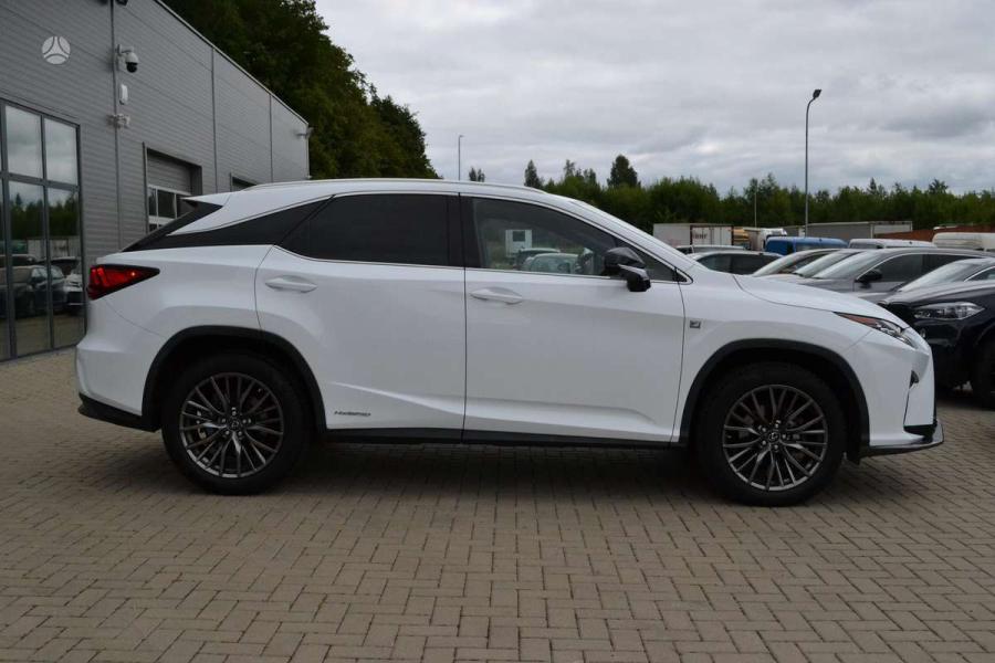 Balts Lexus RX 450h 2017 Viļņa, ar dzinēja tilpumu 3.46 L un nobraukumu 154 tūkst. km par 31000 €, foto 8 vietnē AUTOMOTO.COM.LV