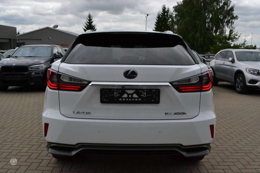 Balts Lexus RX 450h 2017 Viļņa, ar dzinēja tilpumu 3.46 L un nobraukumu 154 tūkst. km par 31000 €, foto 16 vietnē AUTOMOTO.COM.LV