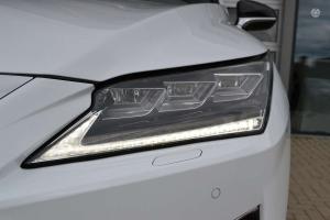 Balts Lexus RX 450h 2017 Viļņa, ar dzinēja tilpumu 3.46 L un nobraukumu 154 tūkst. km par 31000 €, foto 24 vietnē AUTOMOTO.COM.LV