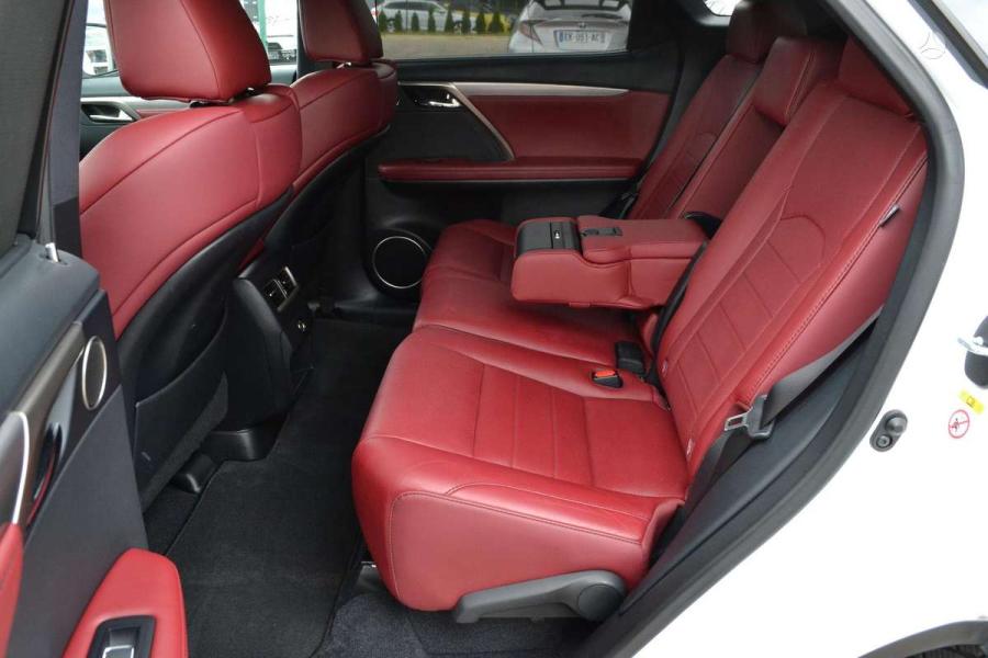 Balts Lexus RX 450h 2017 Viļņa, ar dzinēja tilpumu 3.46 L un nobraukumu 154 tūkst. km par 31000 €, foto 35 vietnē AUTOMOTO.COM.LV