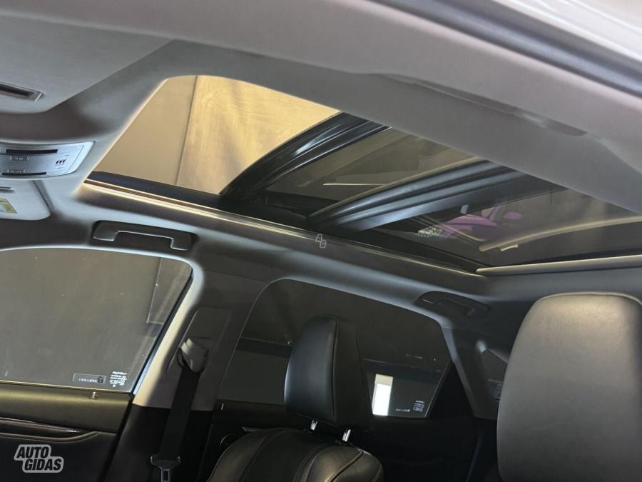 Белый Лексус RX 450h 2017 в Авиженяй, объемом двигателя 3.50 л и пробегом 93 тыс. км за 29950 €, фото 6 на AUTOMOTO.COM.LV