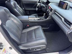 Белый Лексус RX 450h 2017 в Авиженяй, объемом двигателя 3.50 л и пробегом 93 тыс. км за 29950 €, фото 9 на AUTOMOTO.COM.LV