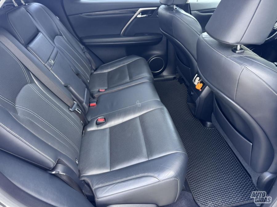 Белый Лексус RX 450h 2017 в Авиженяй, объемом двигателя 3.50 л и пробегом 93 тыс. км за 29950 €, фото 12 на AUTOMOTO.COM.LV