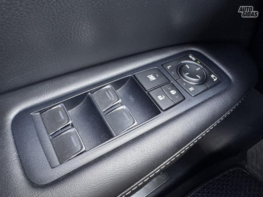 Белый Лексус RX 450h 2017 в Авиженяй, объемом двигателя 3.50 л и пробегом 93 тыс. км за 29950 €, фото 30 на AUTOMOTO.COM.LV