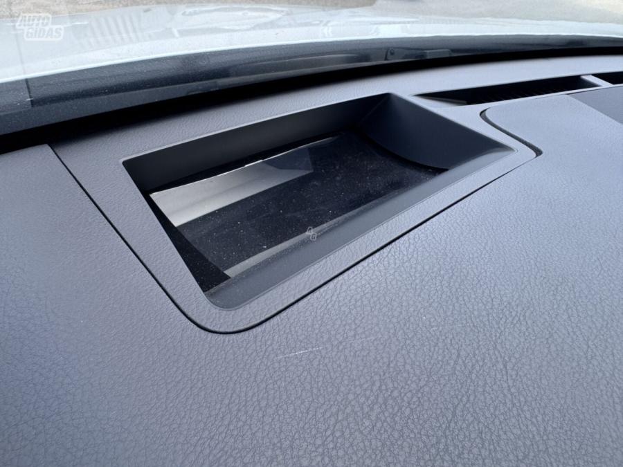 Белый Лексус RX 450h 2017 в Авиженяй, объемом двигателя 3.50 л и пробегом 93 тыс. км за 29950 €, фото 32 на AUTOMOTO.COM.LV