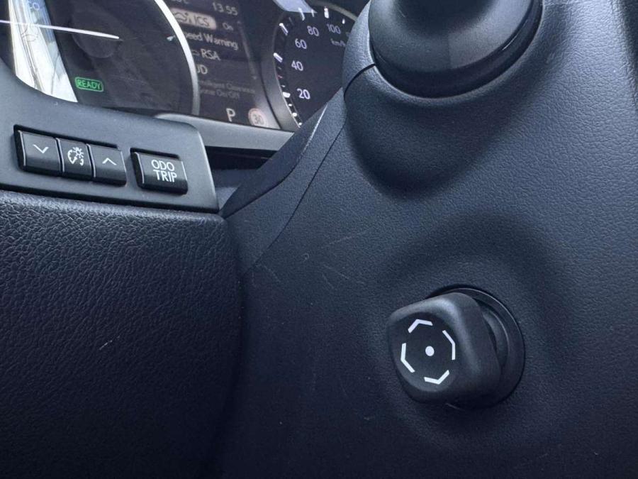 Balts Lexus RX 450h 2017 Viļņa, ar dzinēja tilpumu 3.50 L un nobraukumu 93 tūkst. km par 29950 €, foto 21 vietnē AUTOMOTO.COM.LV
