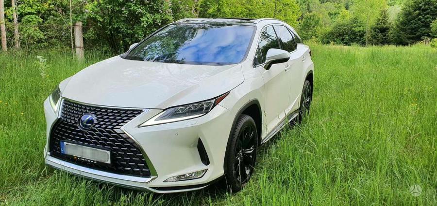 Белый Лексус RX 450h 2017 в Вильнюс, объемом двигателя 3.50 л и пробегом 75 тыс. км за 27480 €, фото 1 на AUTOMOTO.COM.LV