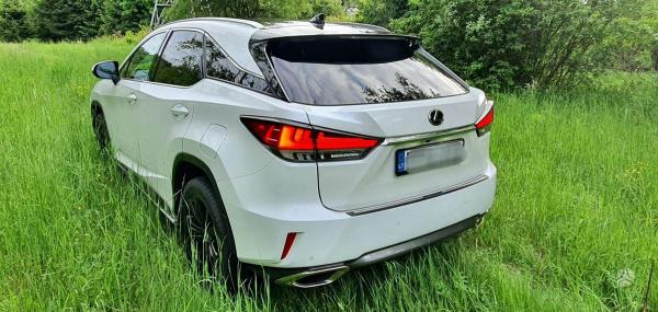 Balts Lexus RX 450h 2017 Viļņa, ar dzinēja tilpumu 3.50 L un nobraukumu 75 tūkst. km par 27480 €, foto 6 vietnē AUTOMOTO.COM.LV