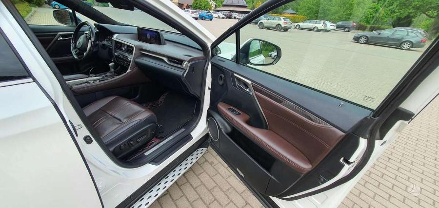 Белый Лексус RX 450h 2017 в Вильнюс, объемом двигателя 3.50 л и пробегом 75 тыс. км за 27480 €, фото 20 на AUTOMOTO.COM.LV