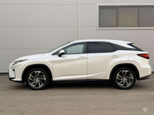 Lexus RX 450h 2017 Utena vietnē Balts Lexus RX 450h 2017 Utena, ar dzinēja tilpumu 3.46 L un nobraukumu 331 tūkst. km par 23550 €, foto 9 vietnē AUTOMOTO.COM.LV