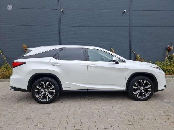 Лексус RX 450h 2018 в Вильнюс на AUTOMOTO.COM.LV Белый Лексус RX 450h 2018 в Вильнюс, объемом двигателя 3.50 л и пробегом 220 тыс. км за 27500 €, фото 4 на AUTOMOTO.COM.LV