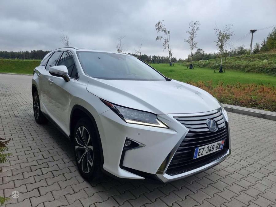 Белый Лексус RX 450h 2018 в Вильнюс, объемом двигателя 3.50 л и пробегом 220 тыс. км за 27500 €, фото 9 на AUTOMOTO.COM.LV