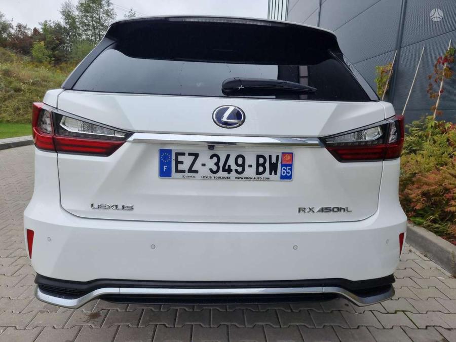 Белый Лексус RX 450h 2018 в Вильнюс, объемом двигателя 3.50 л и пробегом 220 тыс. км за 27500 €, фото 12 на AUTOMOTO.COM.LV