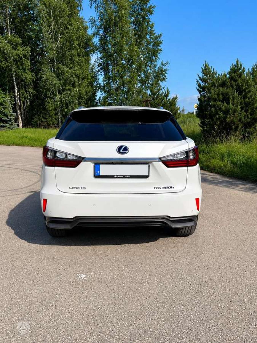 Balts Lexus RX 450h 2019 Viļņa, ar dzinēja tilpumu 3.46 L un nobraukumu 267 tūkst. km par 32500 €, foto 4 vietnē AUTOMOTO.COM.LV