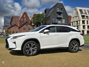 White Lexus RX 450h 2019 in Klaipeda, with an engine capacity of 3.46 L and mileage of 123 thousand km for 27700 €, photo 4 on AUTOMOTO.COM.LV