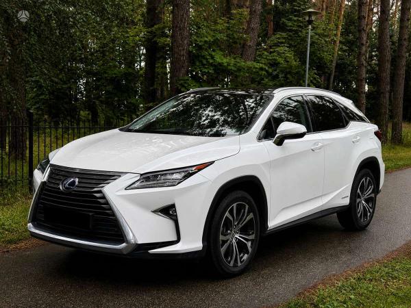 Белый Лексус RX 450h 2019 в Вильнюс, объемом двигателя 3.46 л и пробегом 347 тыс. км за 23700 €, фото 1 на AUTOMOTO.COM.LV