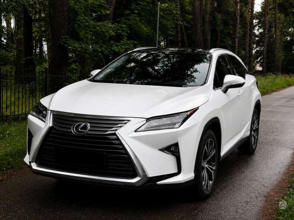 Белый Лексус RX 450h 2019 в Вильнюс, объемом двигателя 3.46 л и пробегом 347 тыс. км за 23700 €, фото 3 на AUTOMOTO.COM.LV