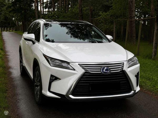 Белый Лексус RX 450h 2019 в Вильнюс, объемом двигателя 3.46 л и пробегом 347 тыс. км за 23700 €, фото 5 на AUTOMOTO.COM.LV