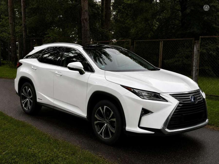 White Lexus RX 450h 2019 in Vilnius, with an engine capacity of 3.46 L and mileage of 347 thousand km for 23700 €, photo 7 on AUTOMOTO.COM.LV