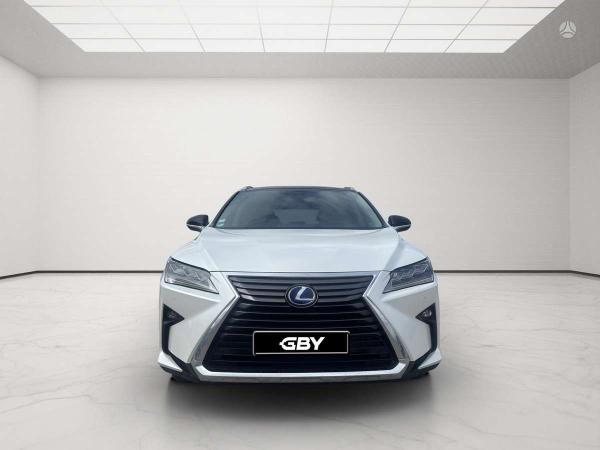 White Lexus RX 450h 2019 in Taurage, with an engine capacity of 3.46 L and mileage of 180 thousand km for 28000 €, photo 2 on AUTOMOTO.COM.LV