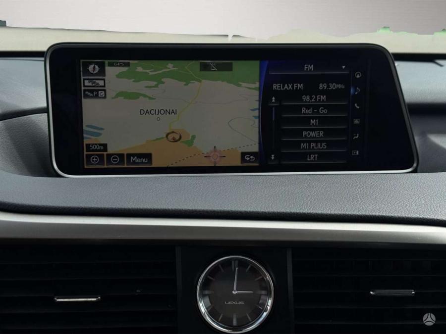 White Lexus RX 450h 2019 in Taurage, with an engine capacity of 3.46 L and mileage of 180 thousand km for 28000 €, photo 12 on AUTOMOTO.COM.LV