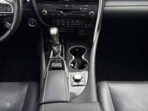 White Lexus RX 450h 2019 in Taurage, with an engine capacity of 3.46 L and mileage of 180 thousand km for 28000 €, photo 13 on AUTOMOTO.COM.LV