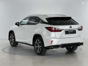 Белый Лексус RX 450h 2019 в Вильнюс, объемом двигателя 3.46 л и пробегом 139 тыс. км за 32900 €, фото 18 на AUTOMOTO.COM.LV