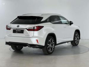 Белый Лексус RX 450h 2019 в Вильнюс, объемом двигателя 3.46 л и пробегом 139 тыс. км за 32900 €, фото 21 на AUTOMOTO.COM.LV