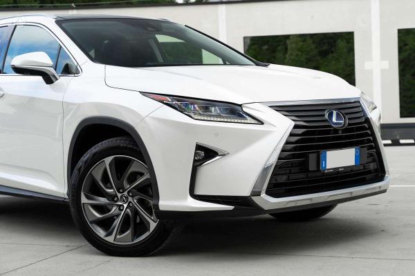 Balts Lexus RX 450h 2019 Viļņa, ar dzinēja tilpumu 3.46 L un nobraukumu 360 tūkst. km par 22900 €, foto 3 vietnē AUTOMOTO.COM.LV