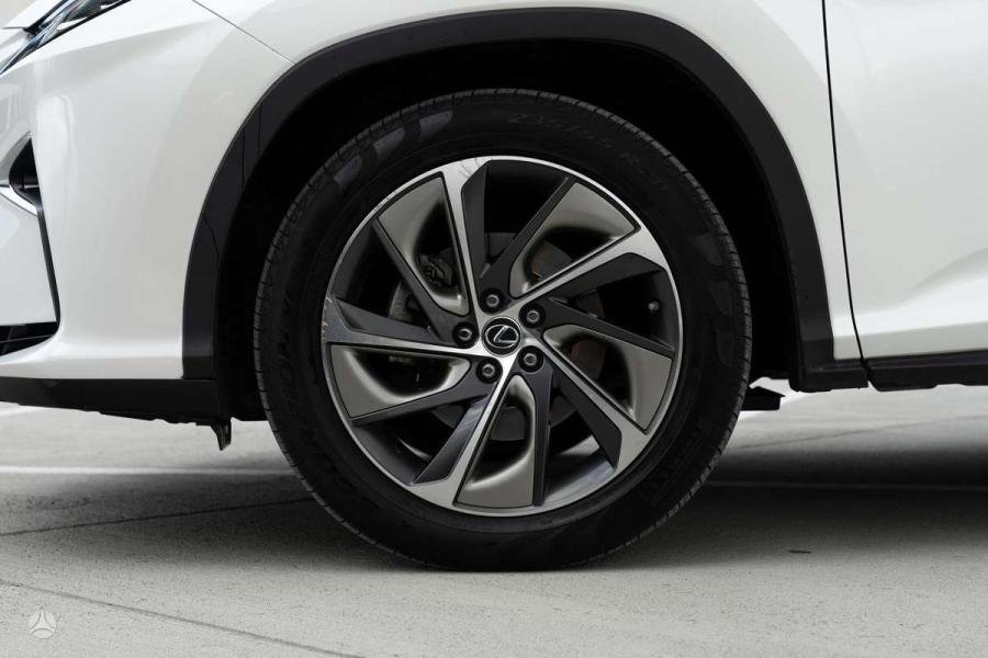 Balts Lexus RX 450h 2019 Viļņa, ar dzinēja tilpumu 3.46 L un nobraukumu 360 tūkst. km par 22900 €, foto 15 vietnē AUTOMOTO.COM.LV