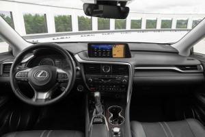 Balts Lexus RX 450h 2019 Viļņa, ar dzinēja tilpumu 3.46 L un nobraukumu 360 tūkst. km par 22900 €, foto 16 vietnē AUTOMOTO.COM.LV