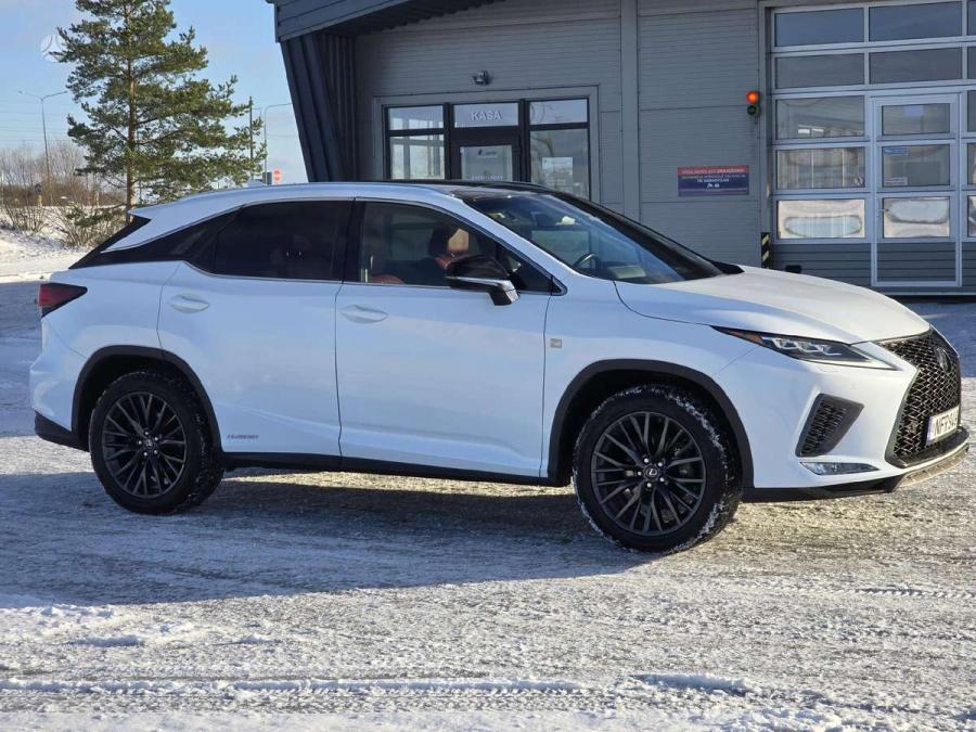 White Lexus RX 450h 2020 in Kursenai, with an engine capacity of 3.50 L and mileage of 55 thousand km for 37999 €, photo 7 on AUTOMOTO.COM.LV