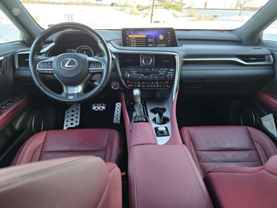 White Lexus RX 450h 2020 in Kursenai, with an engine capacity of 3.50 L and mileage of 55 thousand km for 37999 €, photo 10 on AUTOMOTO.COM.LV