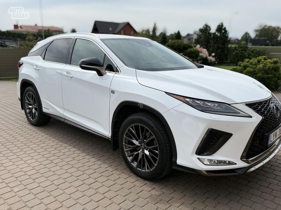 White Lexus RX 450h 2020 in Jonava, with an engine capacity of 3.50 L and mileage of 204 thousand km for 38000 €, photo 3 on AUTOMOTO.COM.LV