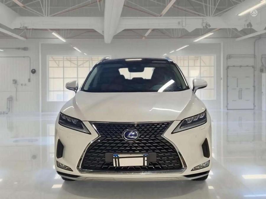 Balts Lexus RX 450h 2021 Viļņa, ar dzinēja tilpumu 3.46 L un nobraukumu 93 tūkst. km par 47450 €, foto 2 vietnē AUTOMOTO.COM.LV