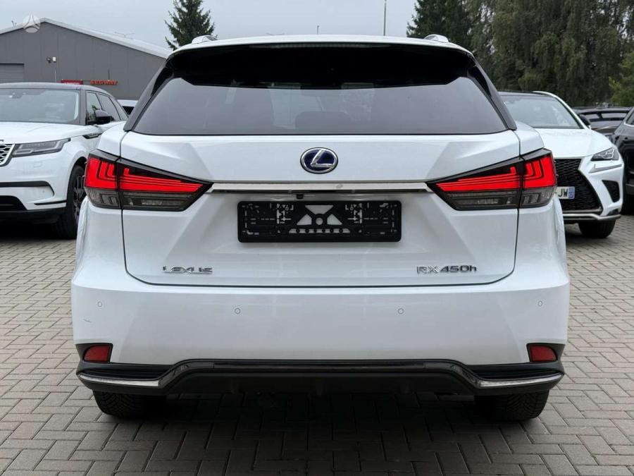 Balts Lexus RX 450h 2022 Viļņa, ar dzinēja tilpumu 3.46 L un nobraukumu 78 tūkst. km par 48000 €, foto 13 vietnē AUTOMOTO.COM.LV