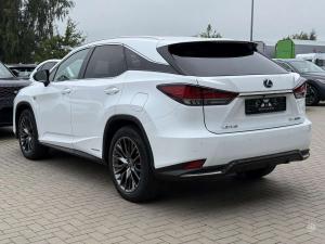 Balts Lexus RX 450h 2022 Viļņa, ar dzinēja tilpumu 3.46 L un nobraukumu 78 tūkst. km par 48000 €, foto 20 vietnē AUTOMOTO.COM.LV