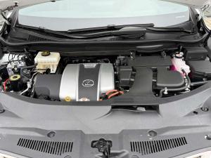 Balts Lexus RX 450h 2022 Viļņa, ar dzinēja tilpumu 3.46 L un nobraukumu 78 tūkst. km par 48000 €, foto 27 vietnē AUTOMOTO.COM.LV