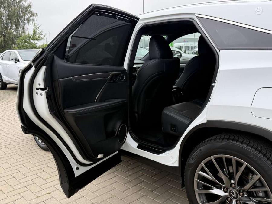 Balts Lexus RX 450h 2022 Viļņa, ar dzinēja tilpumu 3.46 L un nobraukumu 78 tūkst. km par 48000 €, foto 35 vietnē AUTOMOTO.COM.LV