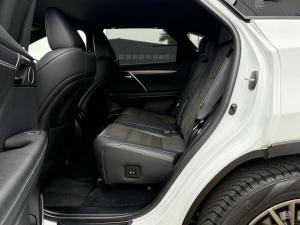 Balts Lexus RX 450h 2022 Viļņa, ar dzinēja tilpumu 3.46 L un nobraukumu 78 tūkst. km par 48000 €, foto 36 vietnē AUTOMOTO.COM.LV