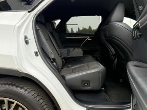 Balts Lexus RX 450h 2022 Viļņa, ar dzinēja tilpumu 3.46 L un nobraukumu 78 tūkst. km par 48000 €, foto 40 vietnē AUTOMOTO.COM.LV