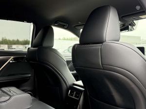 Balts Lexus RX 450h 2022 Viļņa, ar dzinēja tilpumu 3.46 L un nobraukumu 78 tūkst. km par 48000 €, foto 41 vietnē AUTOMOTO.COM.LV
