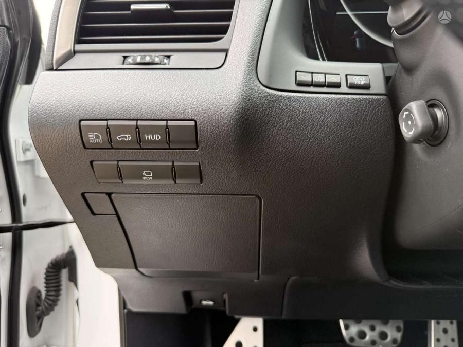 Balts Lexus RX 450h 2022 Viļņa, ar dzinēja tilpumu 3.46 L un nobraukumu 78 tūkst. km par 48000 €, foto 52 vietnē AUTOMOTO.COM.LV