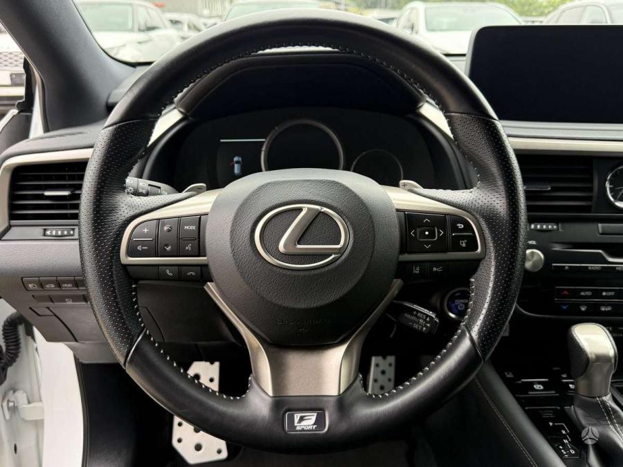 Balts Lexus RX 450h 2022 Viļņa, ar dzinēja tilpumu 3.46 L un nobraukumu 78 tūkst. km par 48000 €, foto 53 vietnē AUTOMOTO.COM.LV