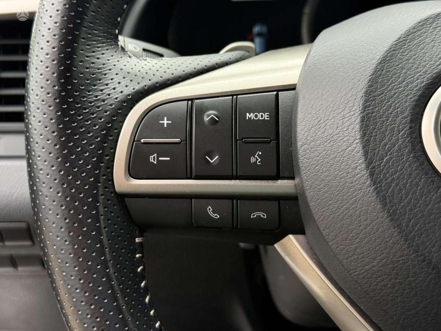 Balts Lexus RX 450h 2022 Viļņa, ar dzinēja tilpumu 3.46 L un nobraukumu 78 tūkst. km par 48000 €, foto 54 vietnē AUTOMOTO.COM.LV
