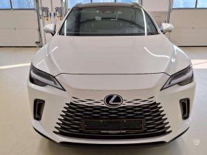 White Lexus RX 450h 2023 in Vilnius, with an engine capacity of 2.49 L and mileage of 44 thousand km for 55999 €, photo  on AUTOMOTO.COM.LV