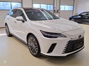 White Lexus RX 450h 2023 in Vilnius, with an engine capacity of 2.49 L and mileage of 44 thousand km for 55999 €, photo 4 on AUTOMOTO.COM.LV